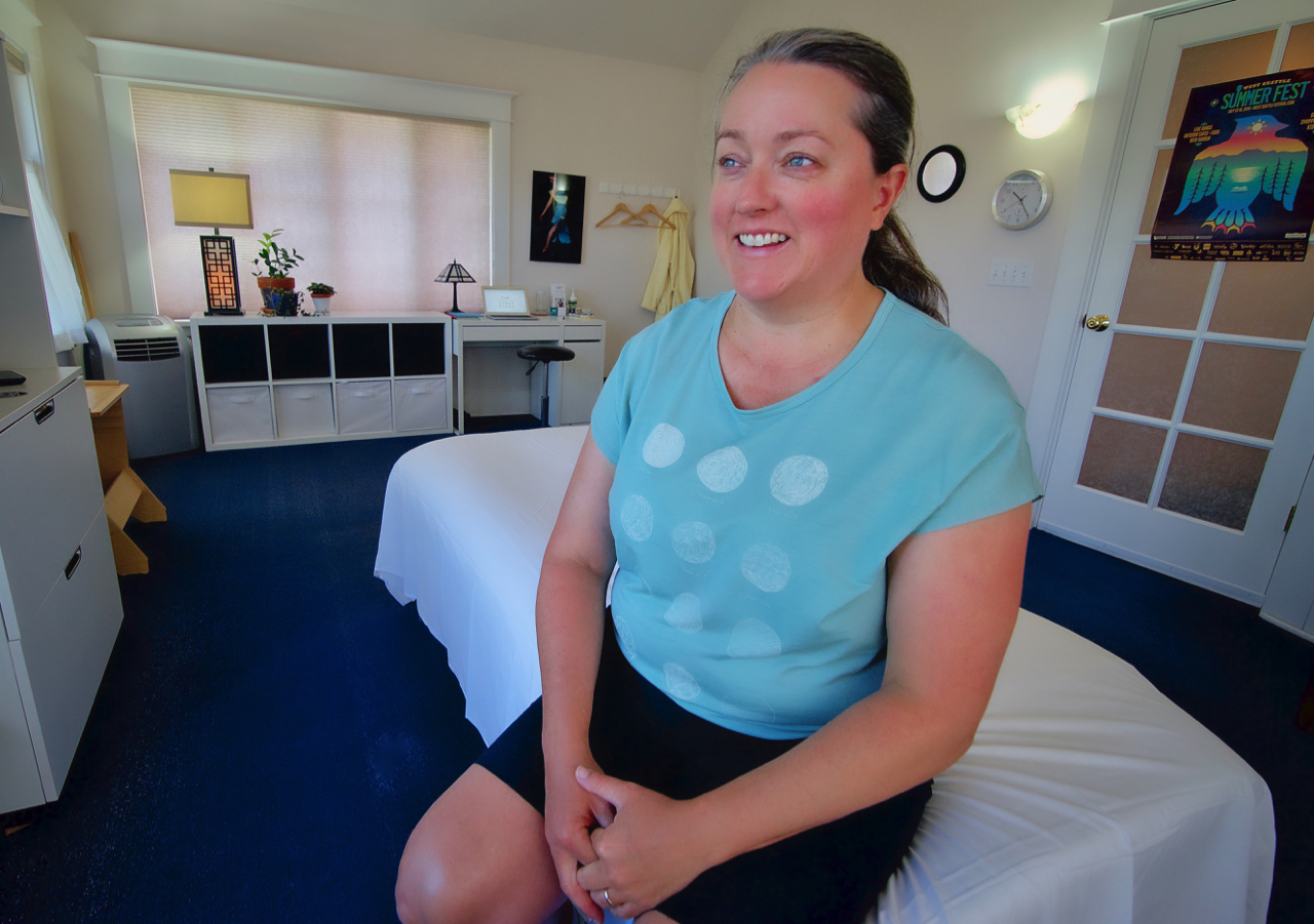 Rolfing® is a kind of massage that means listening with your hands ...